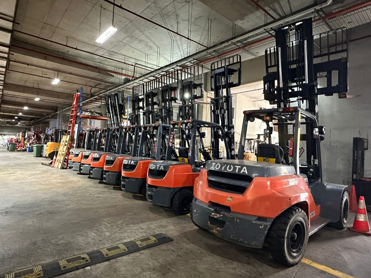 Forklift Rental - Brothers Machinery